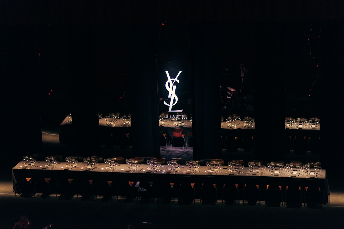 Yves Saint-Laurent Beauté à 360° - L'ADN