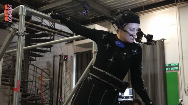 L'artiste Owlle donne un concert virtuel et interactif sur Twitch