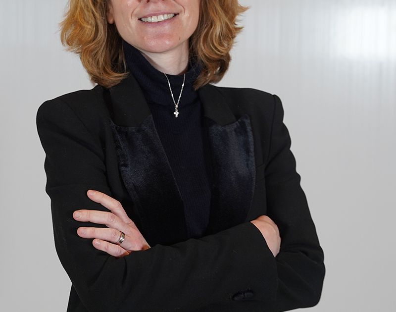 Portrait de Hélène Delahaye, Directrice études chez La Poste - L'ADN