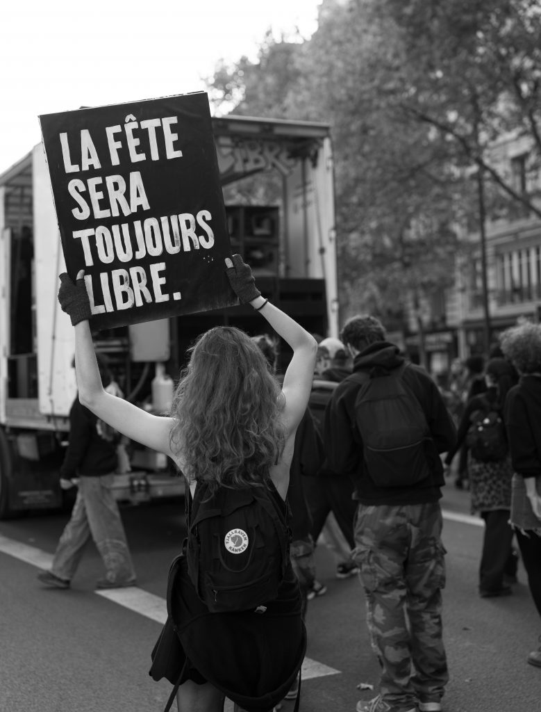 Free Party : une contre-culture face à la répression